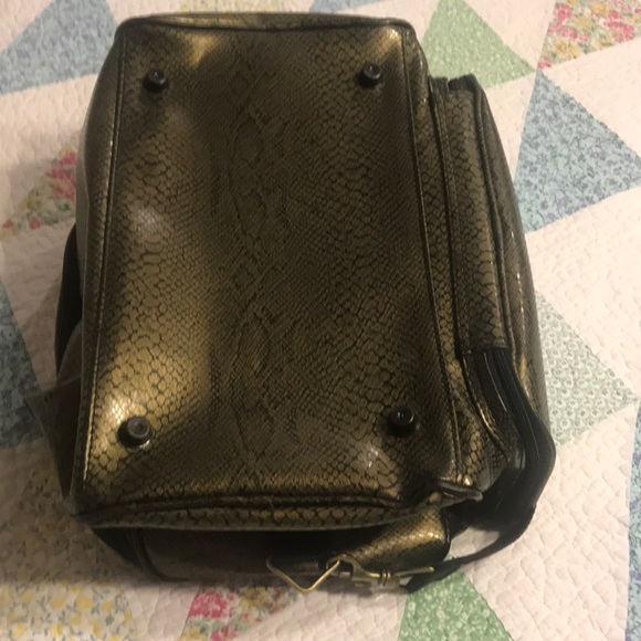 Cb | Bags | Cosmetic Bag | Poshmark